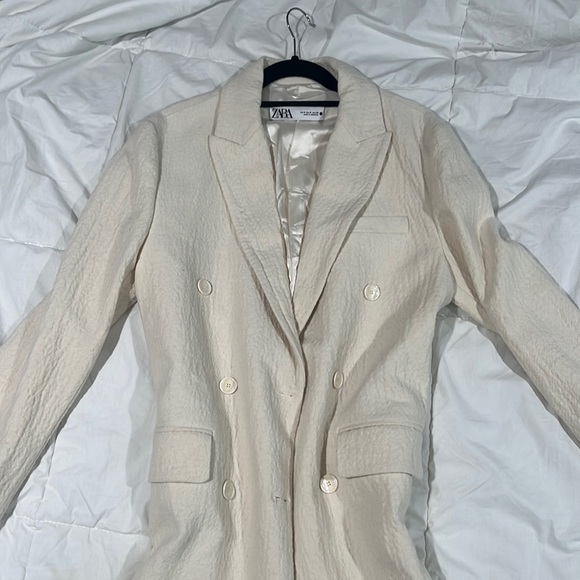 Zara | Jackets & Coats | Zara Lightweight Overcoat | Poshmark